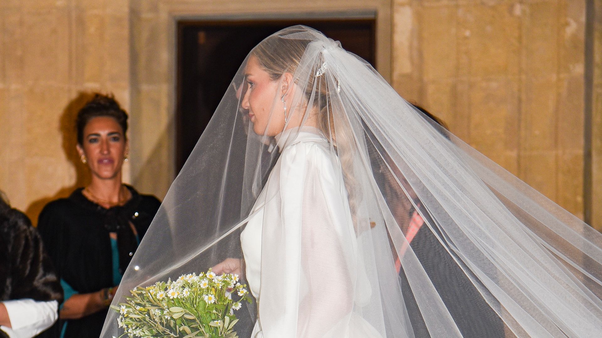 El look nupcial de Alejandra Moreno para su boda en Sevilla: vestido ...