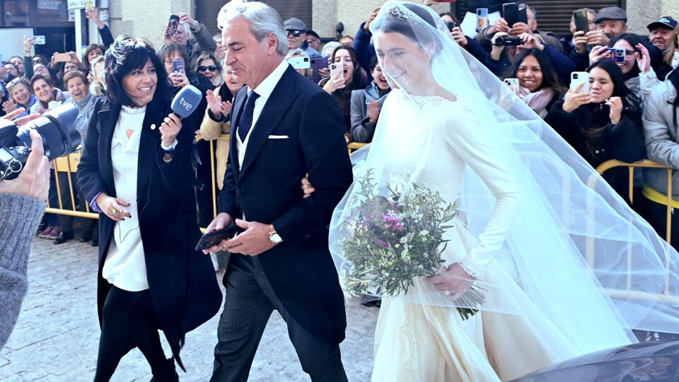 Ana Sainz, hija de Carlos Sainz, se casa con Rodrigo Fontcubuerta