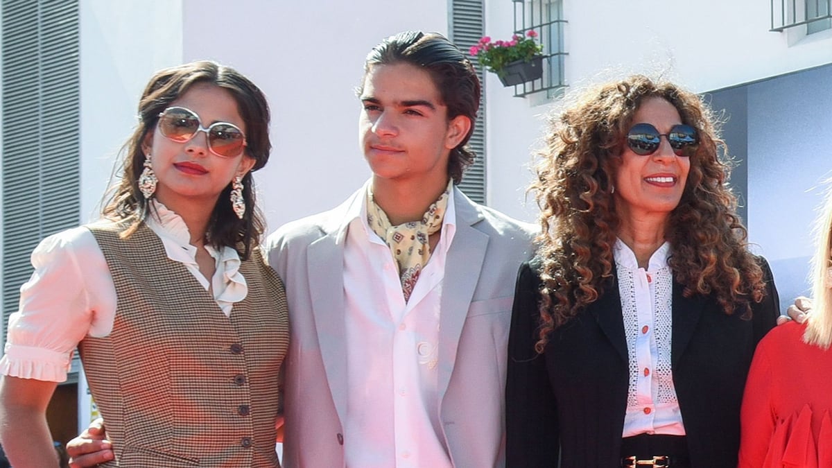 El lado personal de Rosario Flores: 24 años de amor con Pedro Lazaga y madre de dos hijos, Lola ...