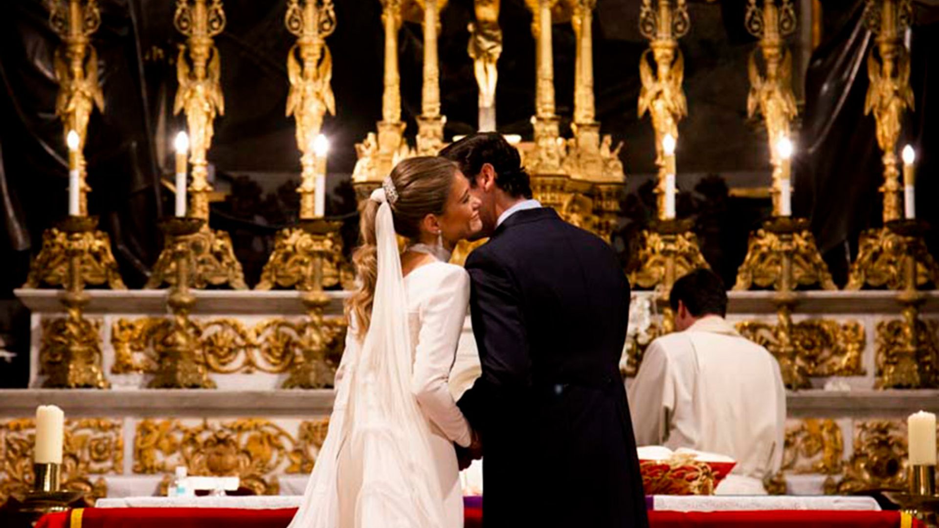 Un vestido viral y romántico para la boda de María en Madrid