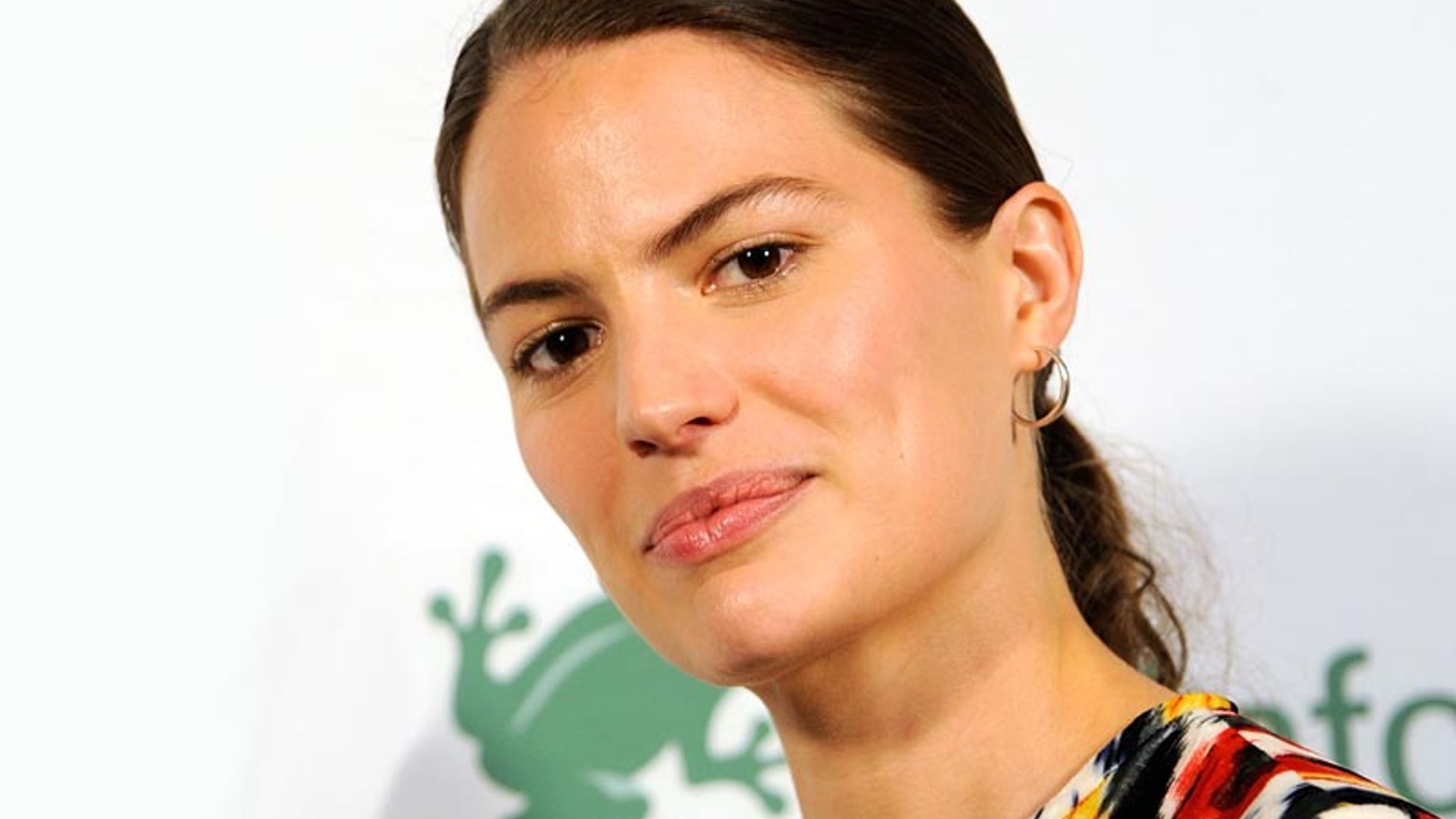 La emoción de la modelo activista Cameron Russell al confirmar que está ...