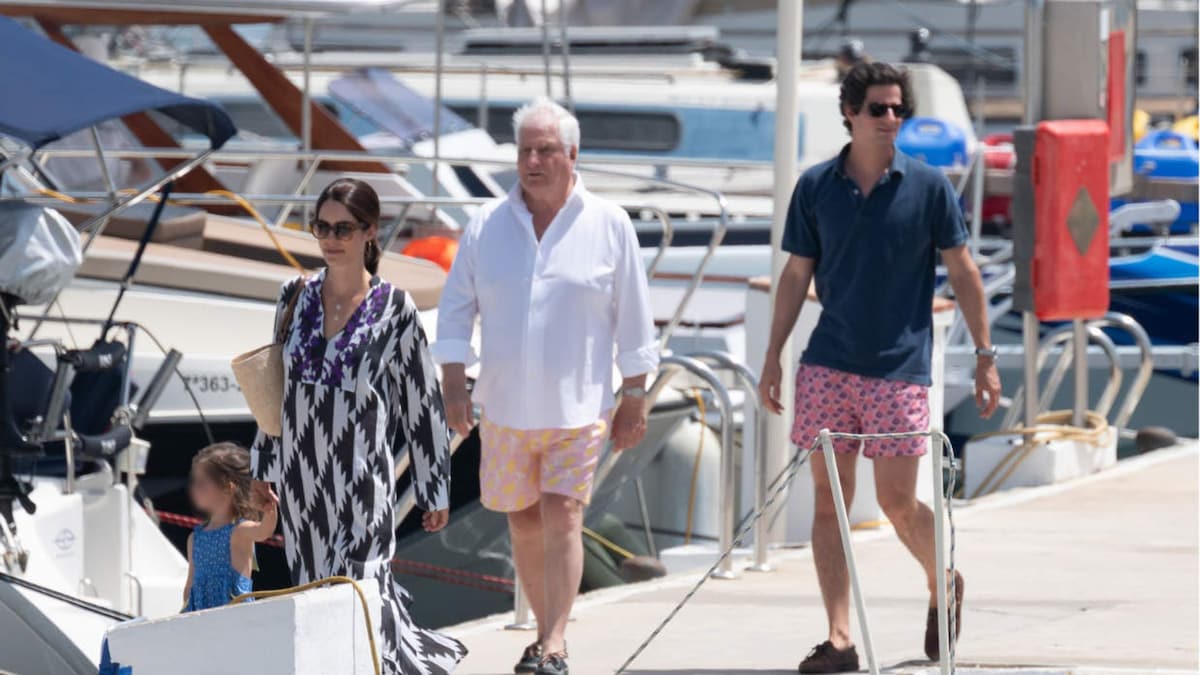 El Duque de Alba sale a navegar con su familia