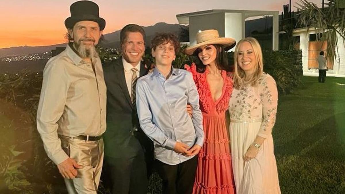 Ana Bárbara presume el reencuentro con su ex, Reyli Barba | ¡HOLA!