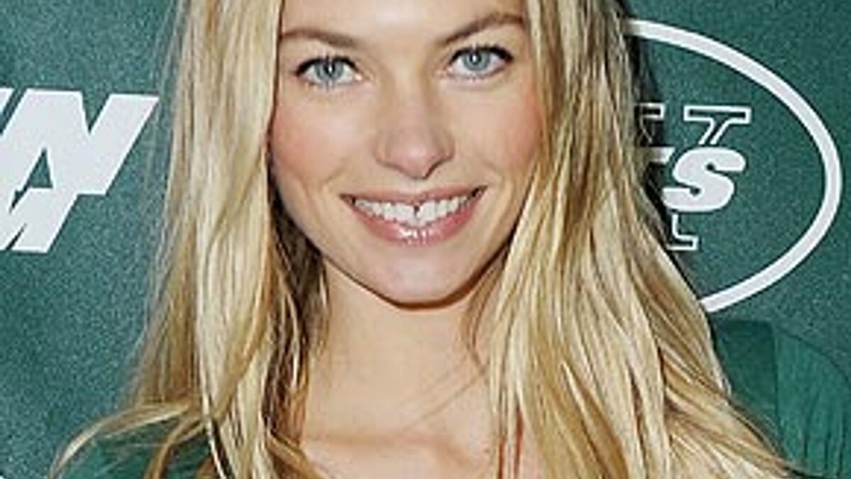 Jessica Hart. Noticias, fotos y biografía de Jessica Hart