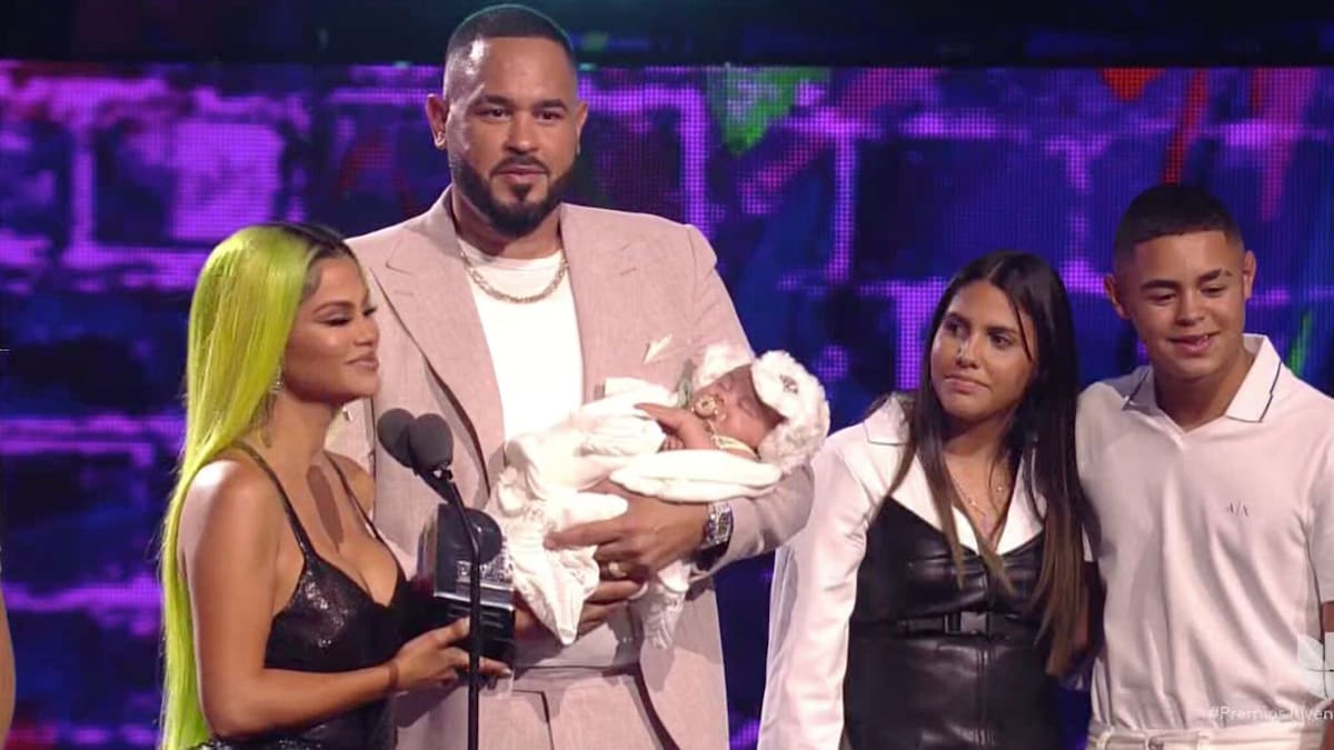 Natti Natasha regresa a los escenarios tras haber dado a luz | ¡HOLA!