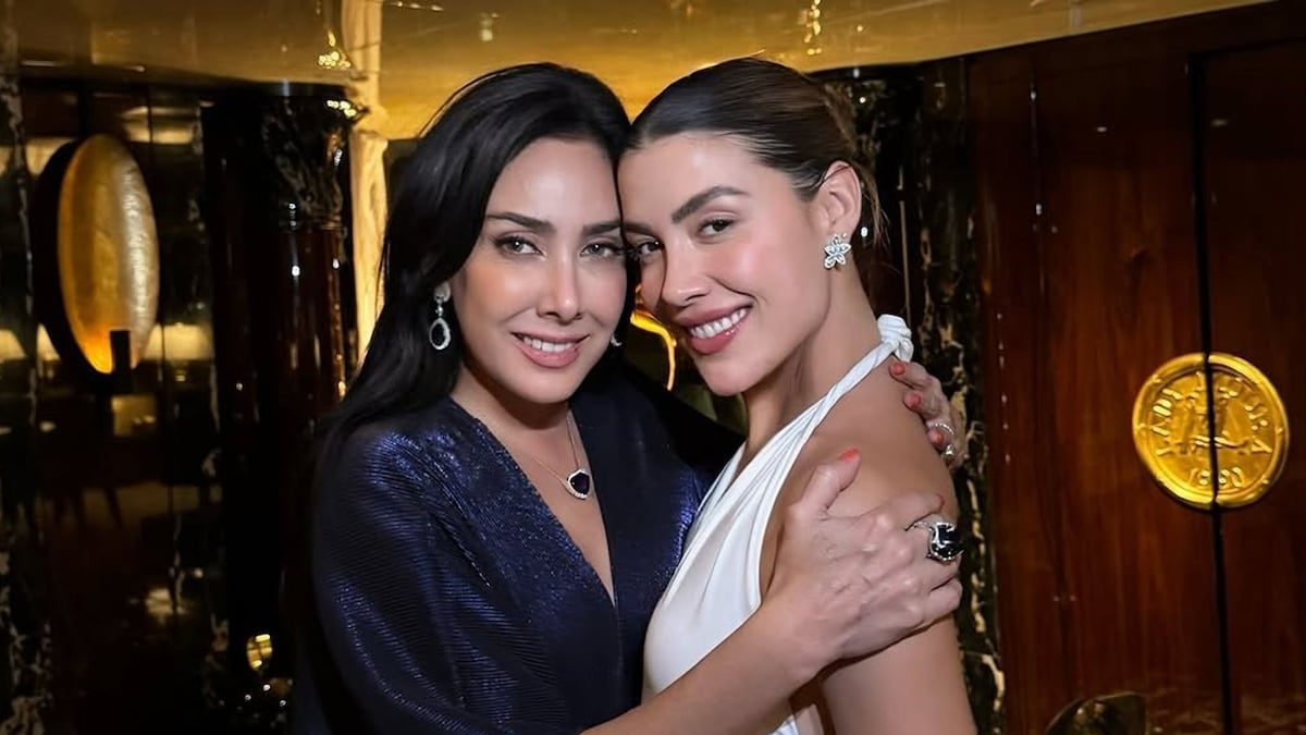 Michelle Salas y la esposa de Ricardo Salina Pliego disfrutan de una ...