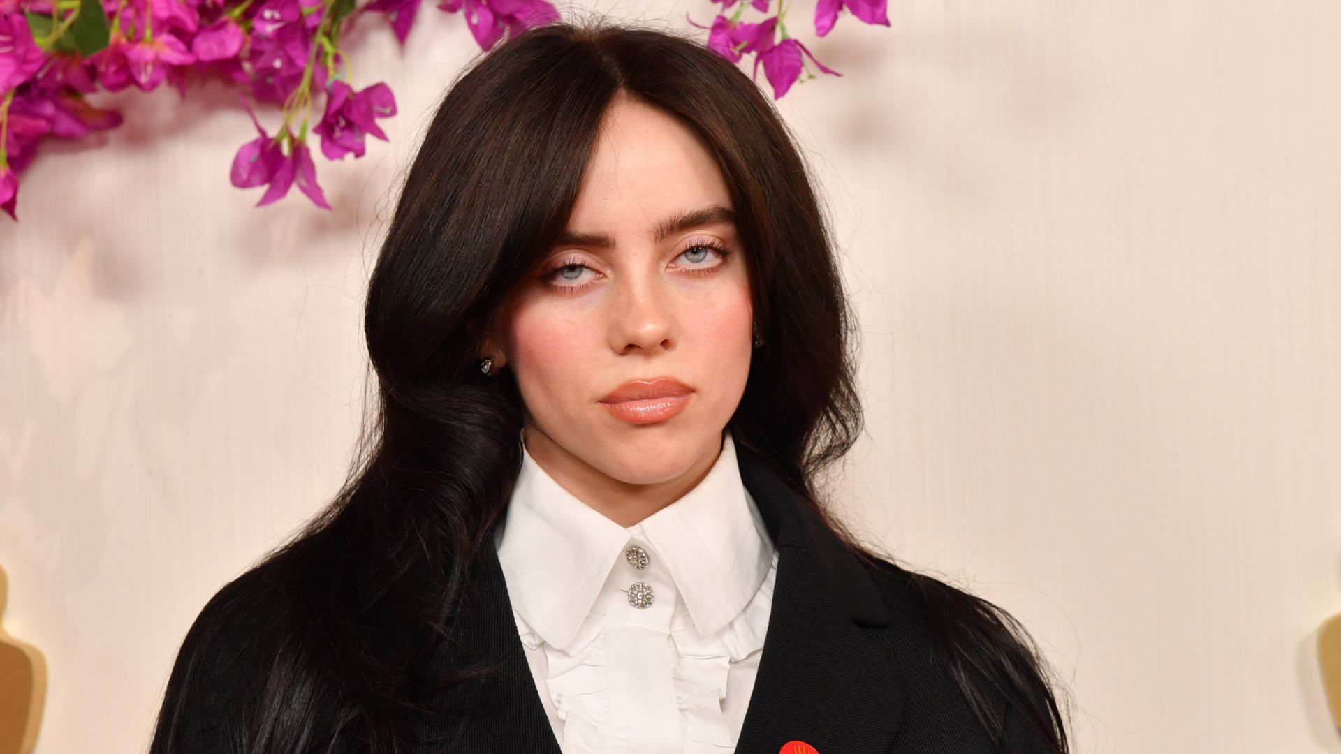 Billie Eilish vuelve loco a sus fans con nueva foto en bikini que ...