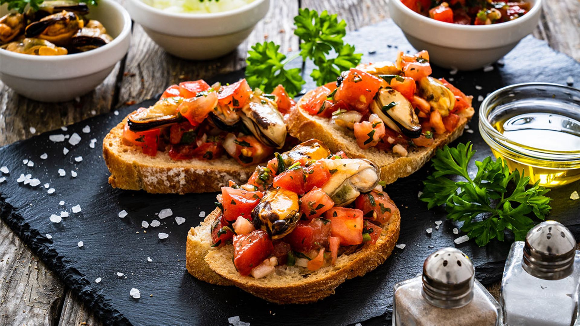 20 tostas deliciosas para desayunar, comer o cenar