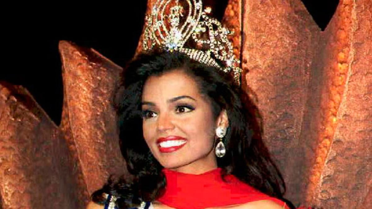 Fallece Miss Universo 1995, Chelsi Smith, a los 45 años