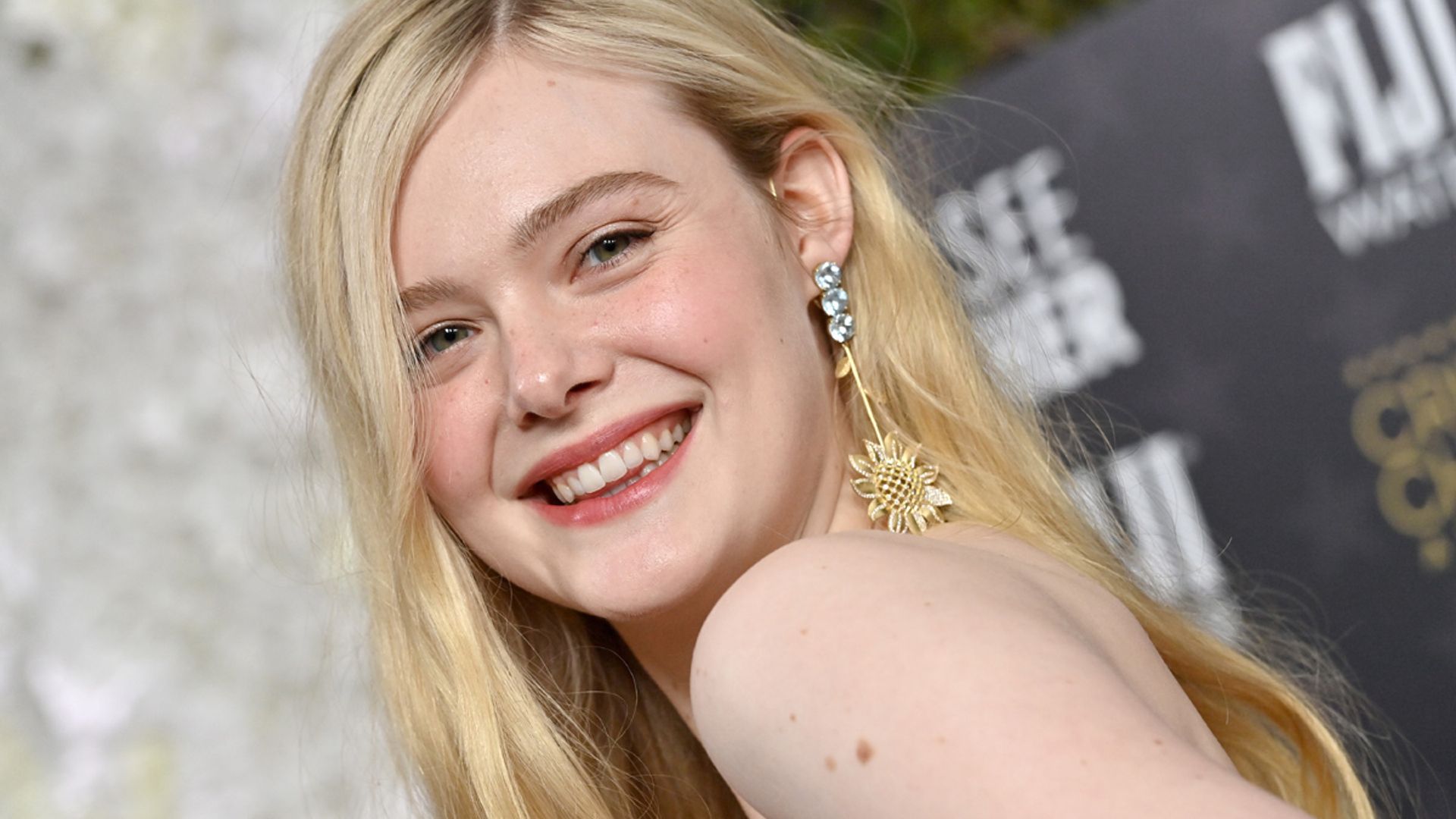 Elle Fanning: Actualidad, moda y belleza