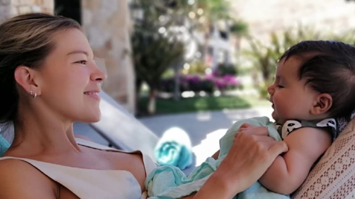 Fernanda Castillo celebra el primer año de su hijo Liam | ¡HOLA!