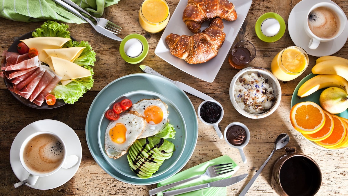 Cómo hacer un brunch casero fácil y económico: Ideas y recetas para ...