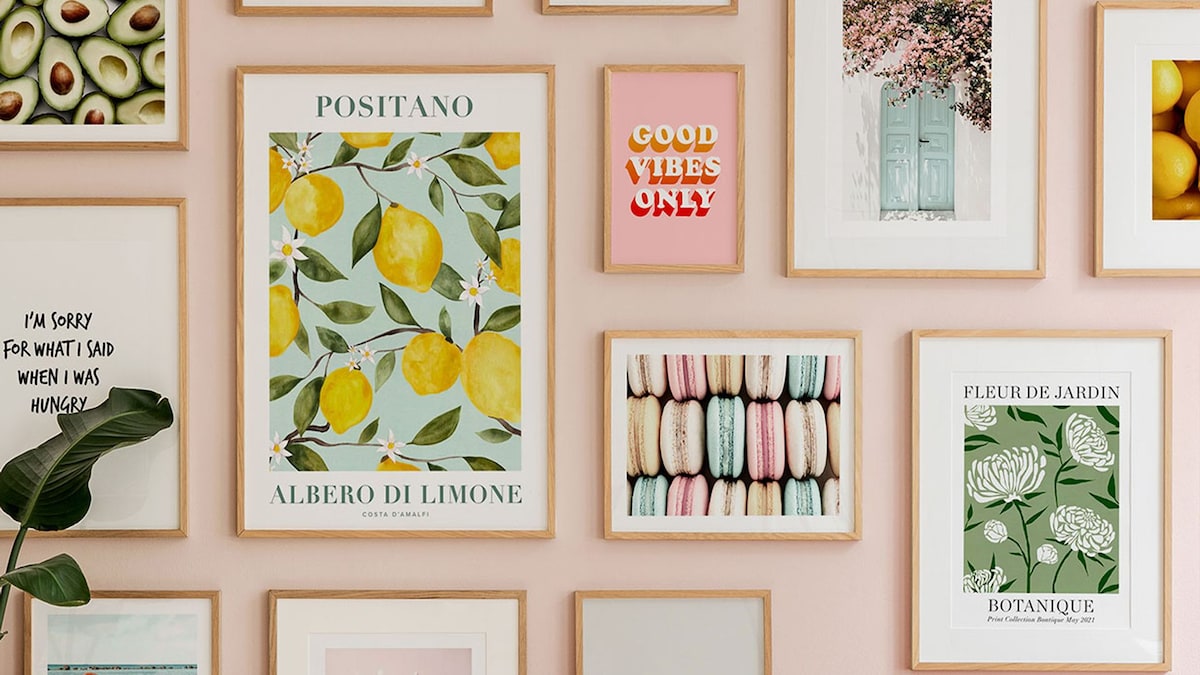 Así puedes crear una galería de cuadros en la pared y conseguir que ...