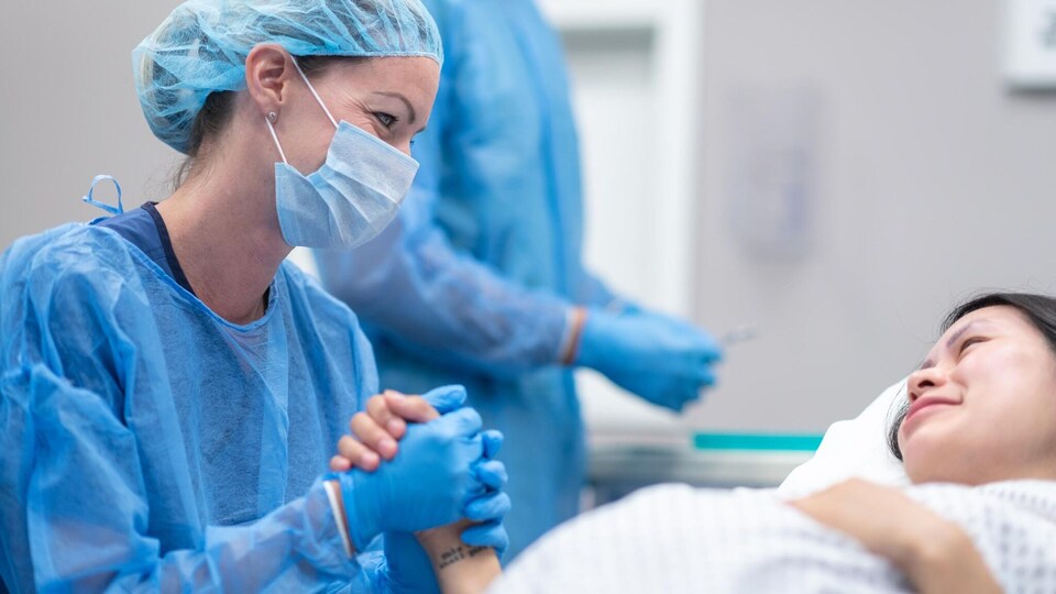 ¿Por qué es clave la matrona en el parto?