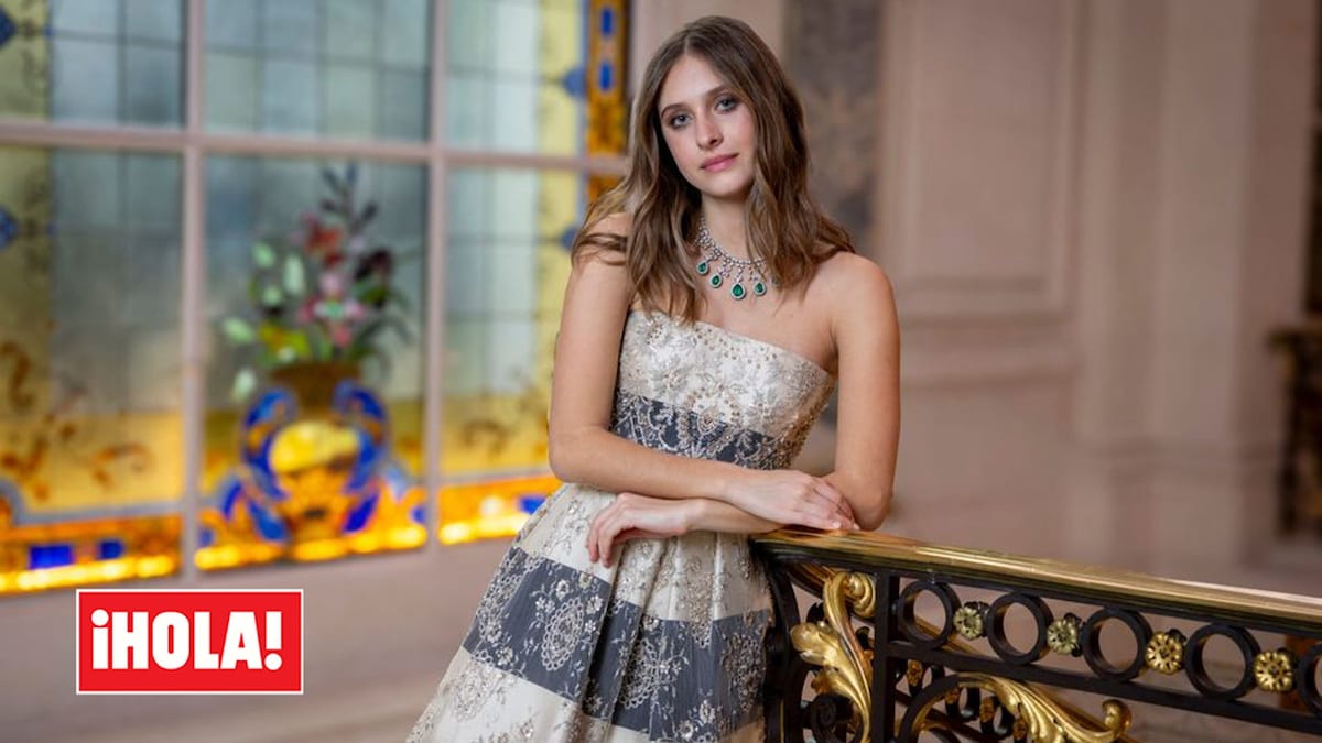 EXCLUSIVA: Lucia Ponti, nieta de Sofía Loren, deslumbra en el Baile de ...