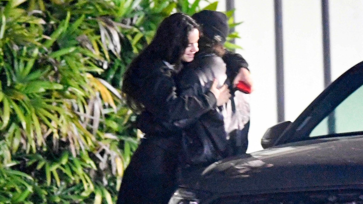 Jeremy Allen White se refugia en los brazos de Rosalía | ¡HOLA!