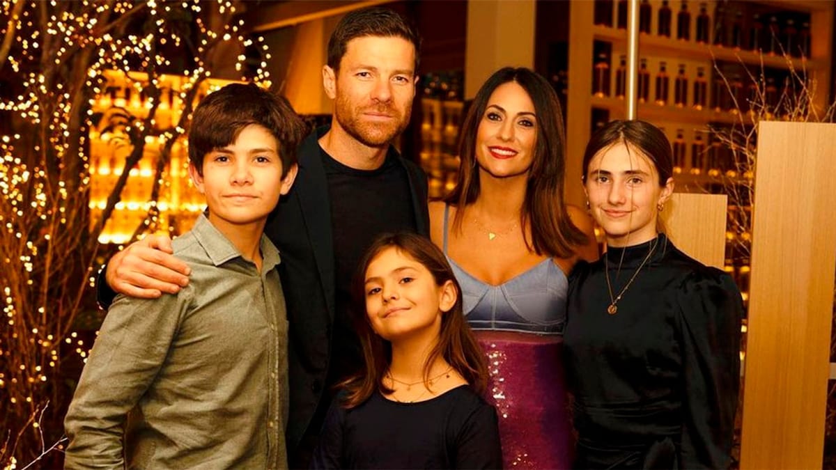 Así es la familia de Xabi Alonso, su principal apoyo en Alemania