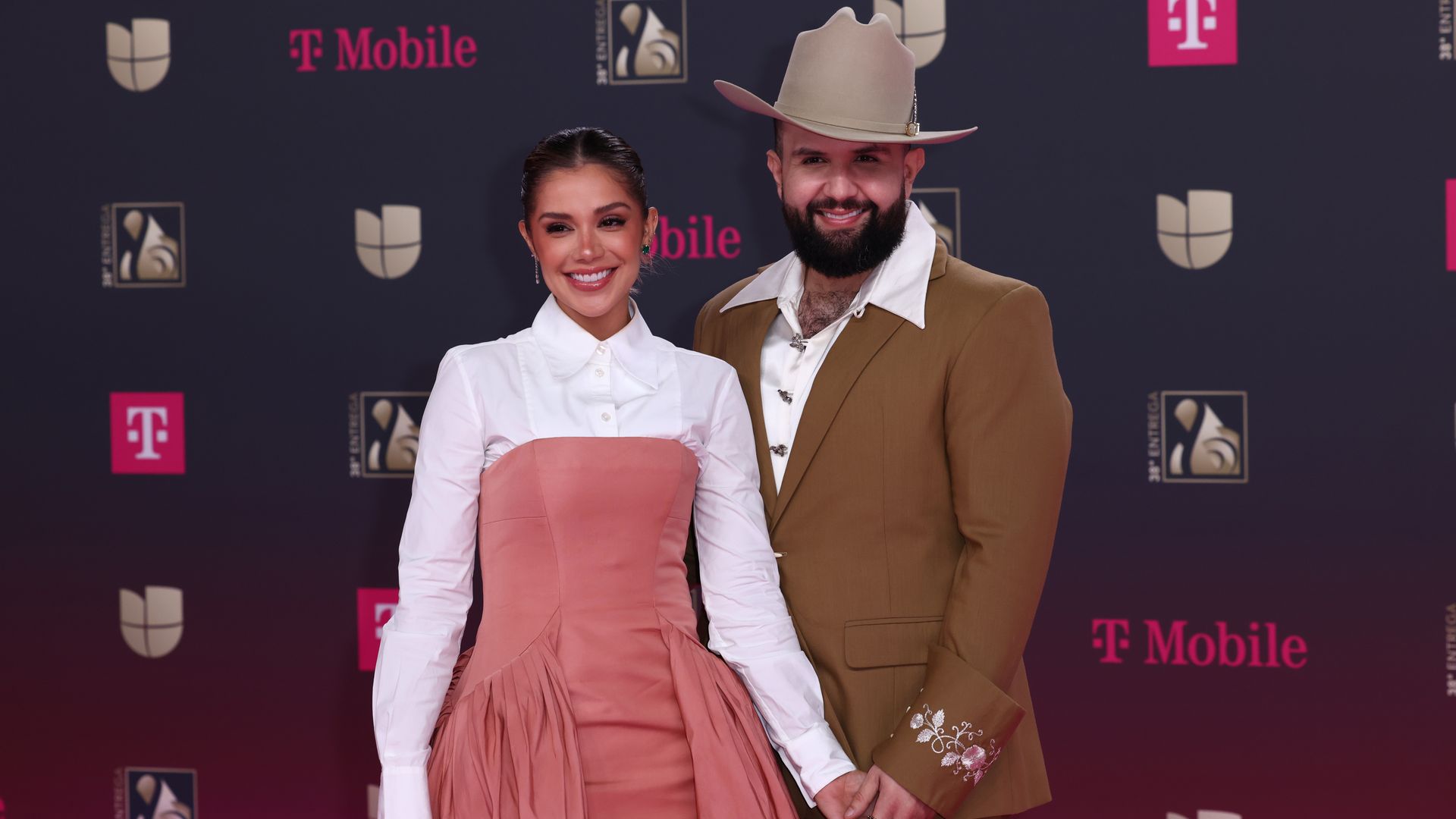 Fashion Spotlight: El look de Meylin Zuñiga en Premio Lo Nuestro que ...