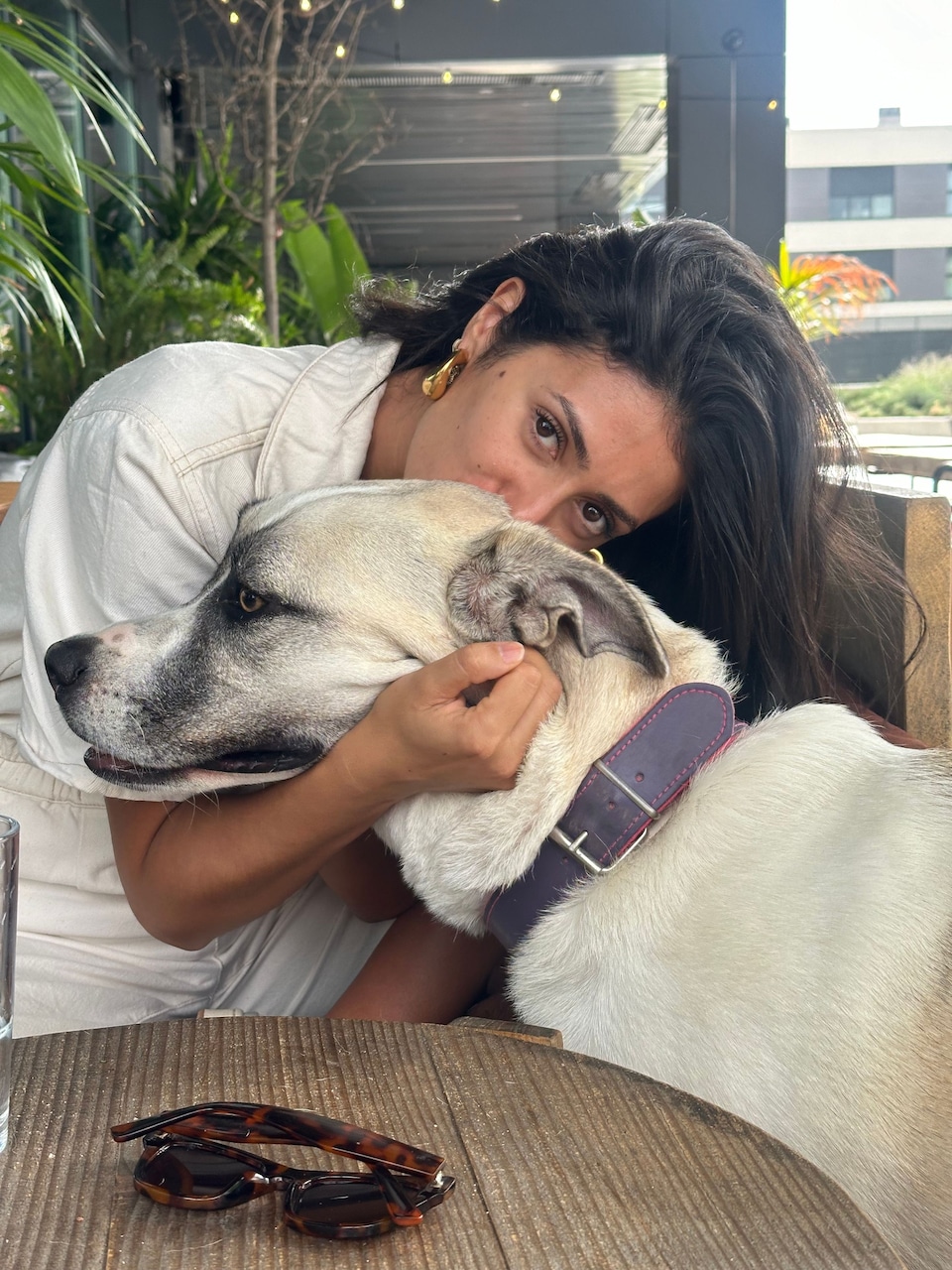 Descubrimos a Noor Ben Yessef, la periodista de informativos ...