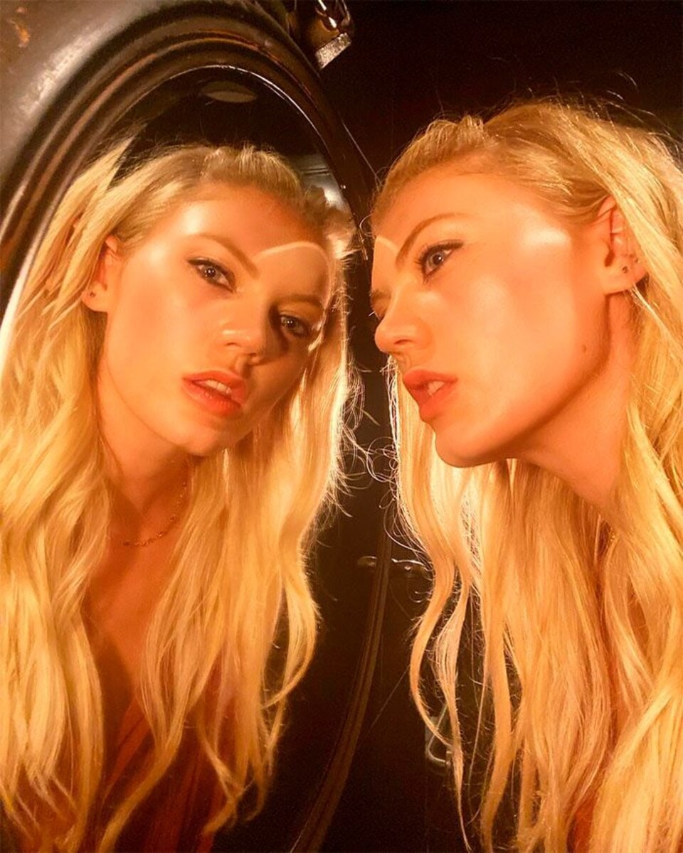 ¿Quién es la guapa mujer que acompañó a Daniel Craig a su último ...