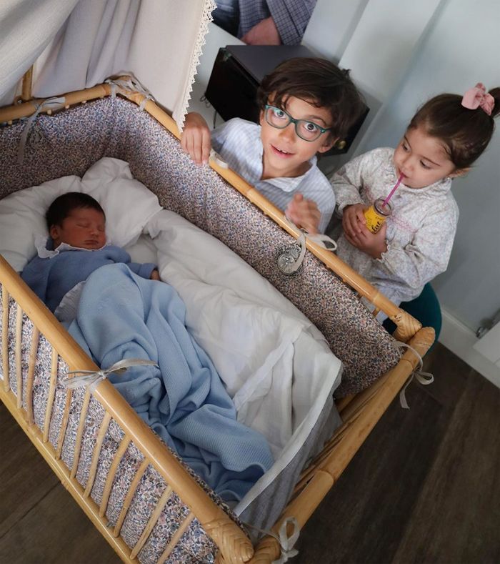 María García de Jaime y Tomás Páramo ya están en casa con su tercer hijo