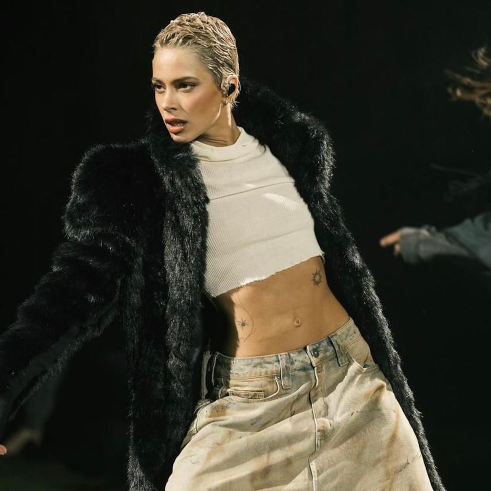 Tini estrena nuevo corte de cabello y nos encanta | ¡HOLA!