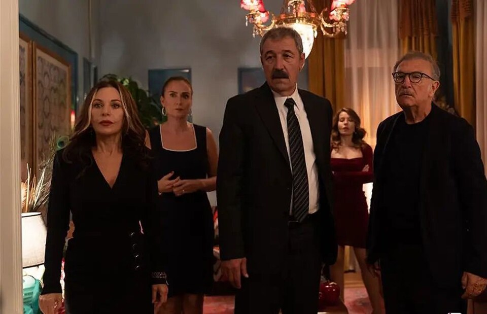 Descubre a los protagonistas de ‘Lost in Love’, la serie turca de amor ...