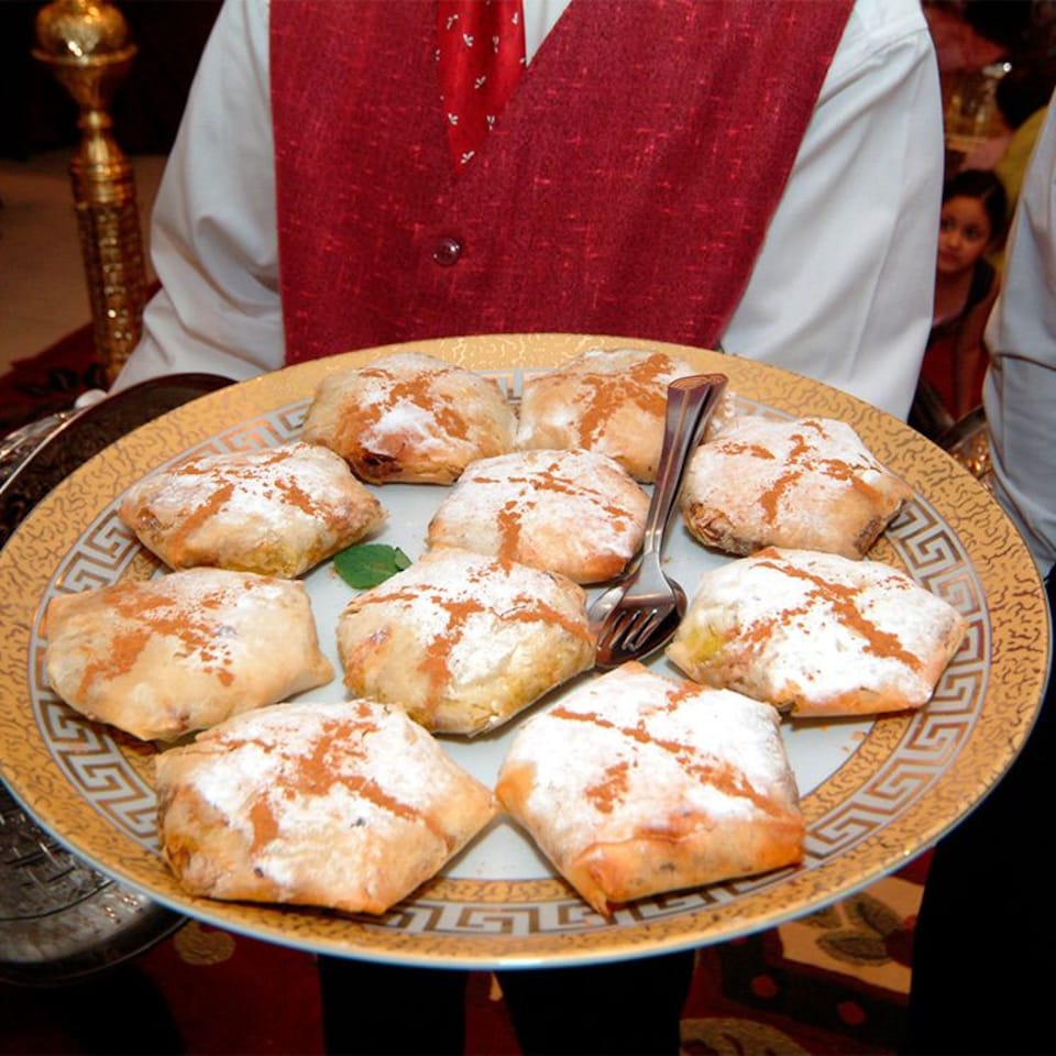 Cómo hacer pastela en casa, una receta imprescindible de la cocina de ...