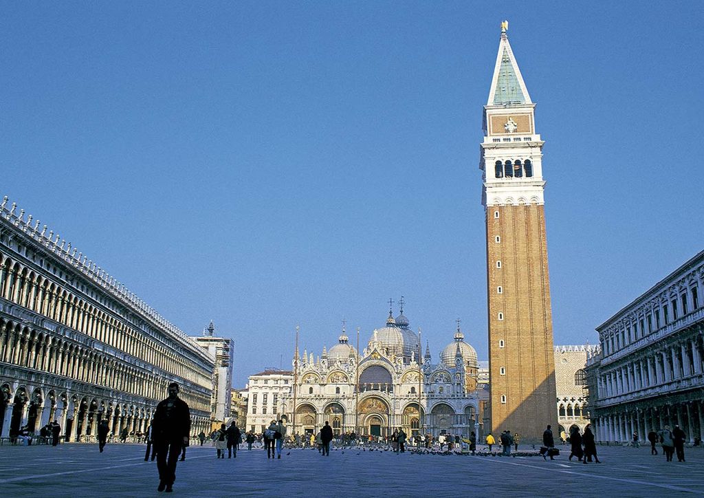 Plazas hay muchas, pero estas 12 son de las más espectaculares del mundo