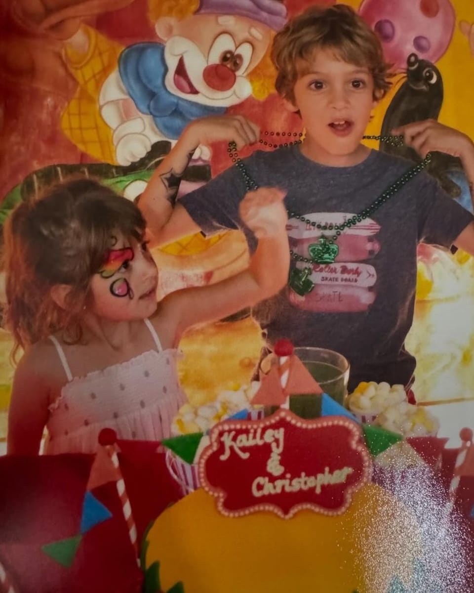 William Levy y su hijo Christopher celebran a Kailey en su cumpleaños ...