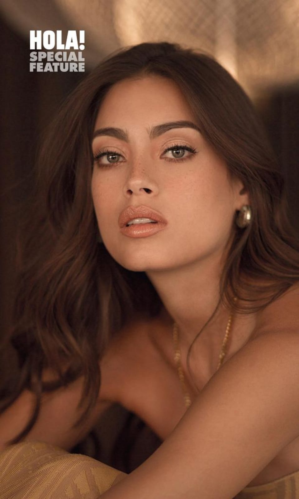 Laura Archbold luce espectacular con moda latinoamericana | ¡HOLA!