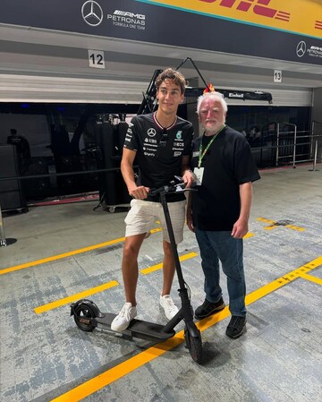 La foto de Fernando Alonso y el famoso 'señor del meme' que se ha hecho ...