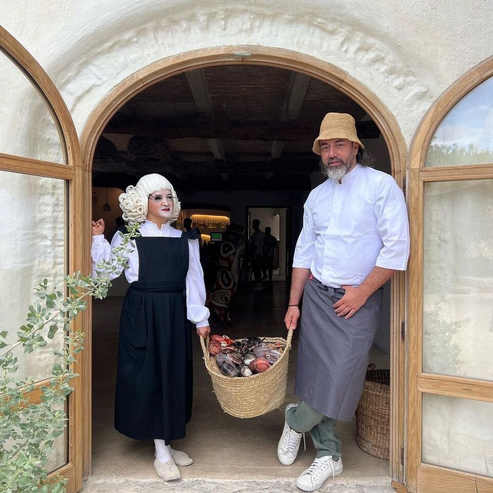 Casa Jondal, el chiringuito de moda en Ibiza que ha enamorado a Vicky ...