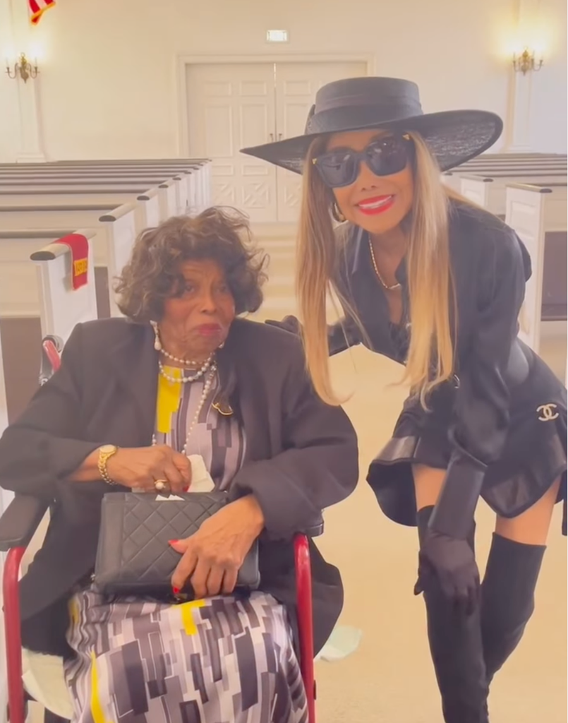 Katherine, madre de Michael Jackson, sorprende a los 96 años junto a su ...