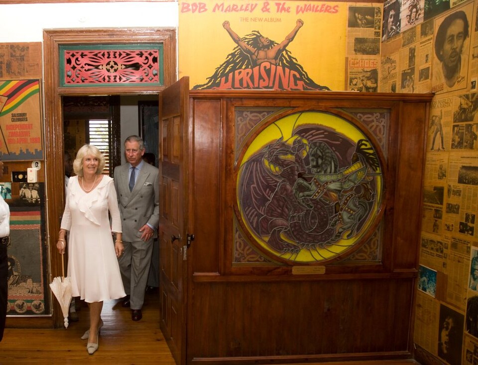 Carlos III 'and The Wailers': el día en el que el rey británico conoció al rey de reggae, Bob Marley