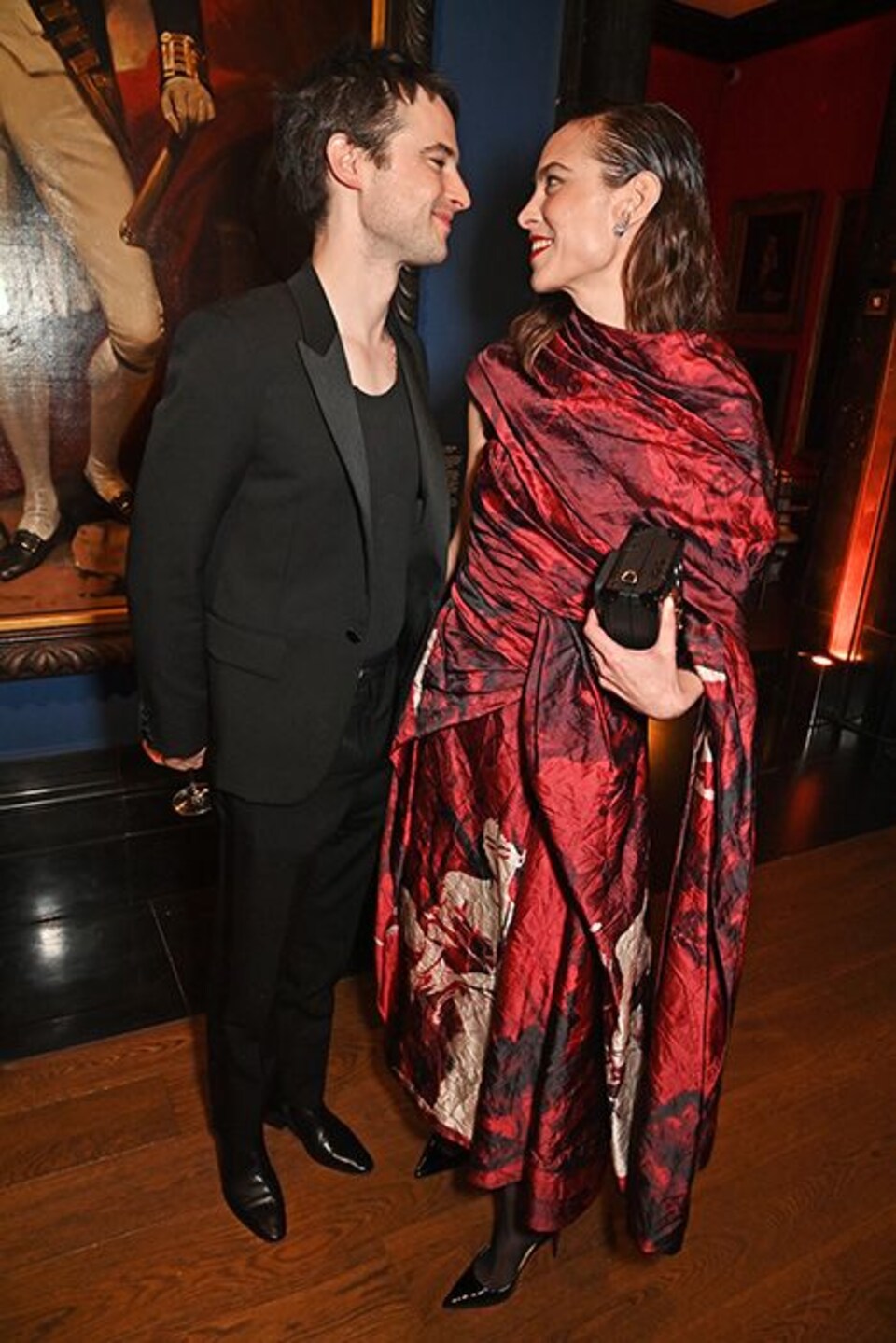 El último plan londinense de Olympia de Grecia con amigos y Courtney ...