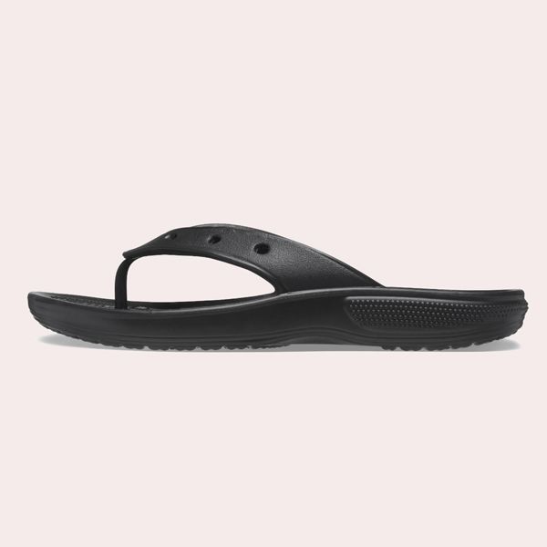 Las chanclas de playa de mujer para este verano 2025 que toda estilista ...