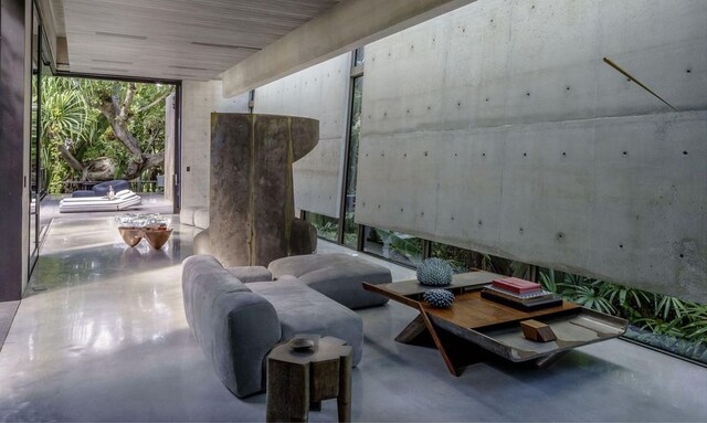 Una sofisticada casa a prueba de inundaciones en Miami | ¡HOLA!