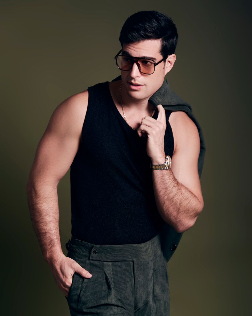 Danilo Carrera tendrá su primer antagónico en Telemundo en 'Velvet, El ...