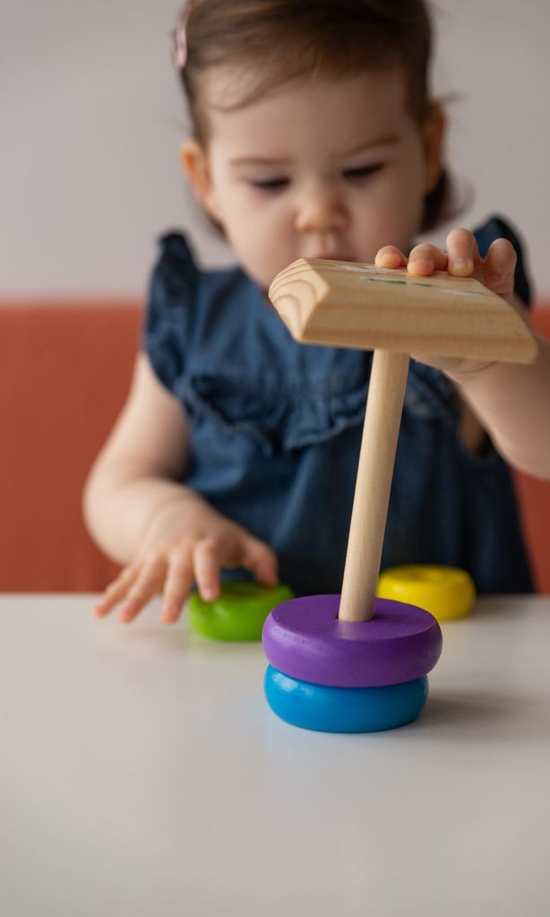 ¿Cuándo empiezan a reconocer formas y colores los bebés?