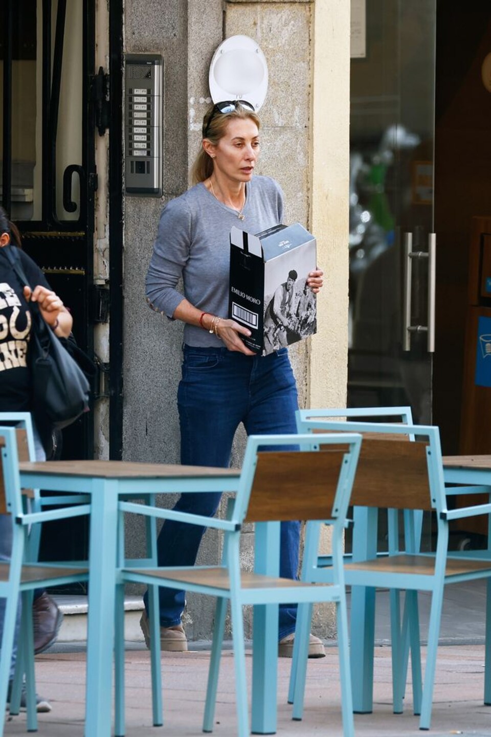 Mónica Pont rompe con Javier Moro: las imágenes de la actriz sacando ...