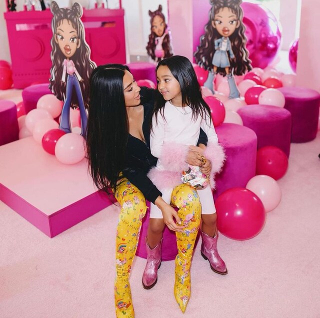Kim Kardashian celebra los seis años de Chicago con una increíble fiesta estilo 'Bratz' | ¡HOLA!