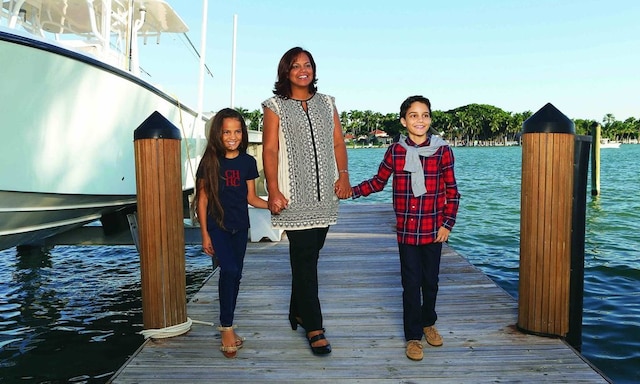 Ronna Keitt, mujer del doctor Julio Iglesias Puga: así es su vida actual