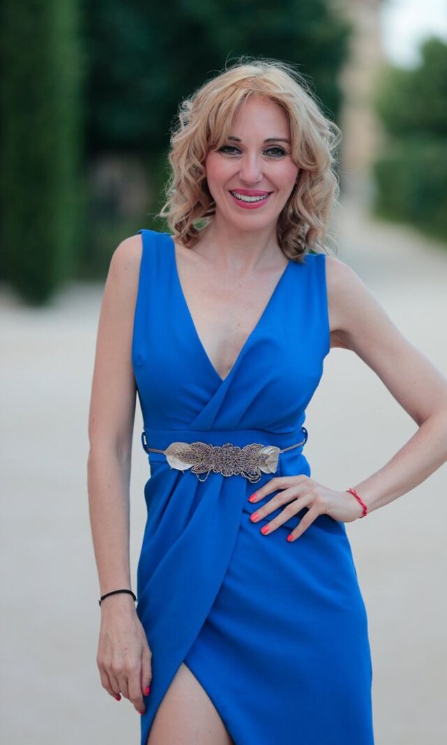 Ania Iglesias nos habla de su infierno a sus cincuenta años