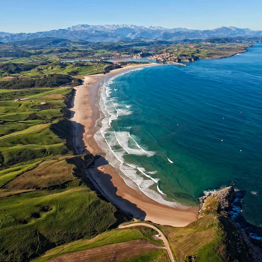 12 meses, 12 playas o cómo tener los pies en la arena de enero a diciembre