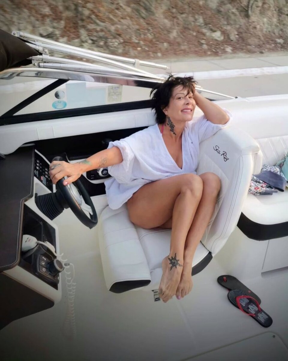 Alejandra Guzmán sorprende al revelar cómo es su relación con su hija Frida Sofía | ¡HOLA!