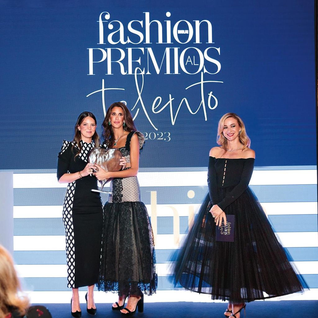 Las mujeres más elegantes en la fiesta FASHION