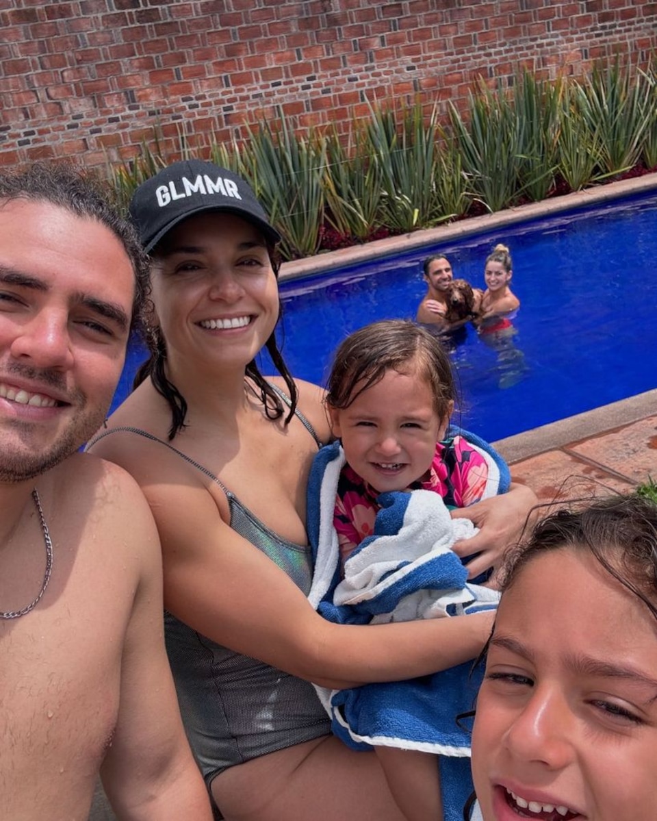 Tania Rincón presume su fin de semana familiar junto a su novio y el papá de sus hijos | ¡HOLA!
