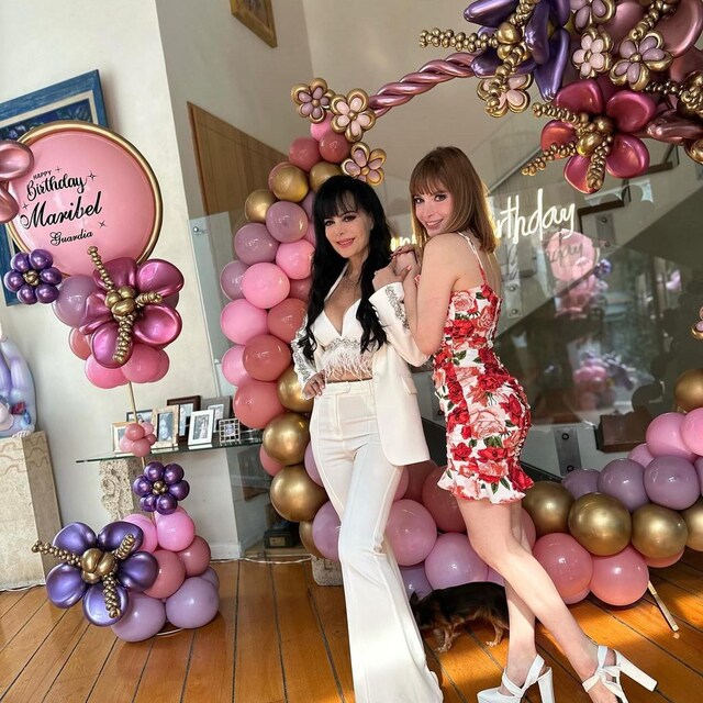 Junto a su nieto, Maribel Guardia celebra su cumpleaños | ¡HOLA!