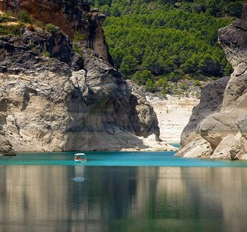 El embalse de Bolarque o la Costa Brava de Guadalajara